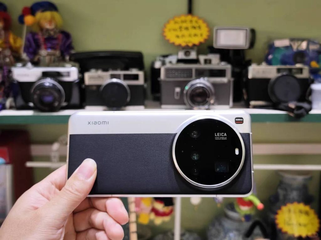 Xiaomi 15 Ultra Review: Cutting-Edge Technology Meets Stunning Design ...